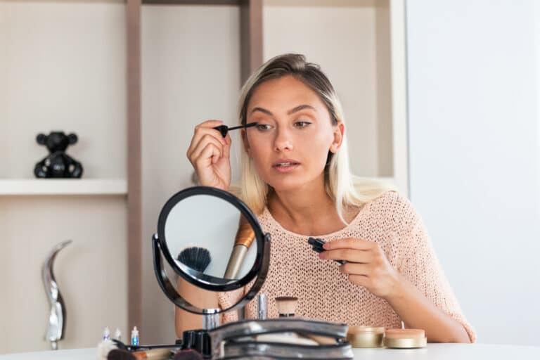 Eye Makeup Tips to Help Prevent Infections - Santa Rosa